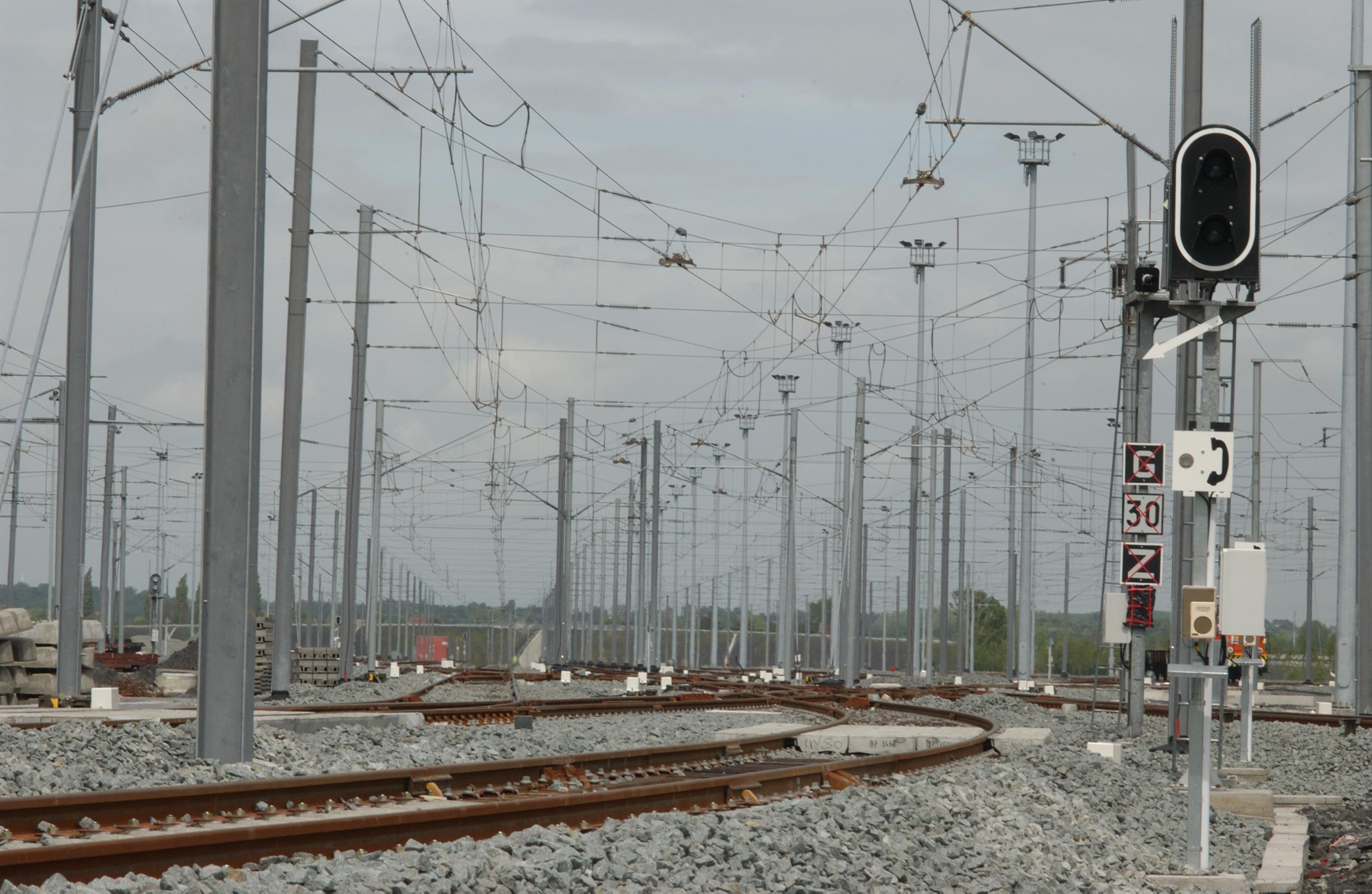 Monteur signalisation ferroviaire : Fiche métier et CQP des métiers du ...